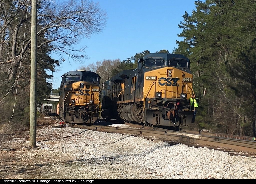 CSX 804 and 201